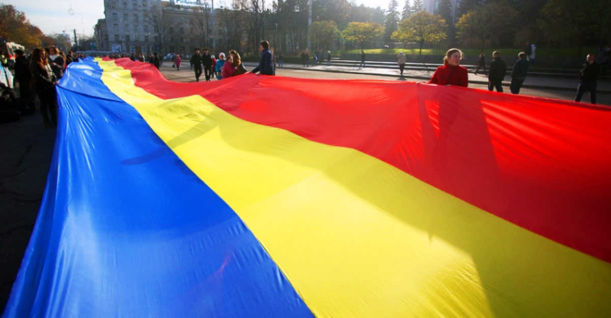 cel-mai-lung-drapel-romanesc - Saceleanul